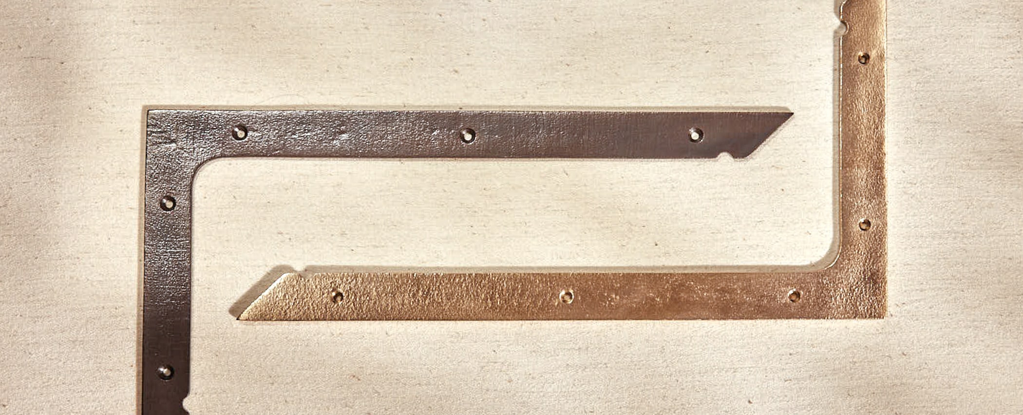 Corner Bracket – Taannaz