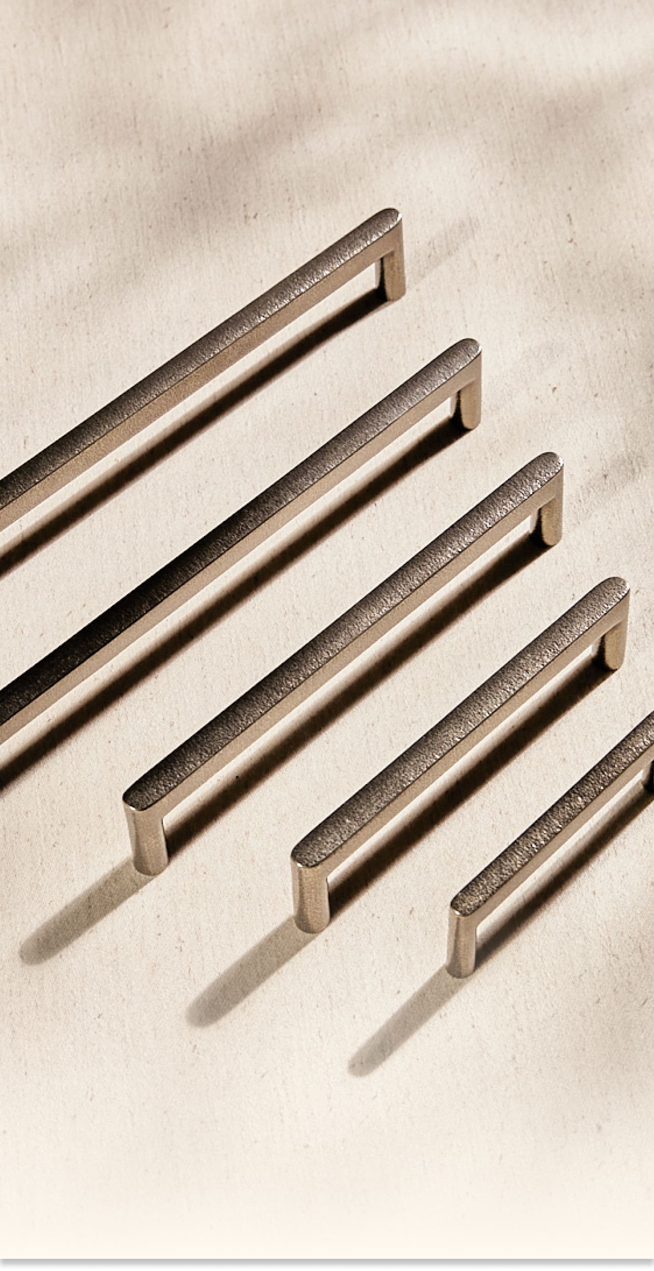 Stellar Pull – Taannaz