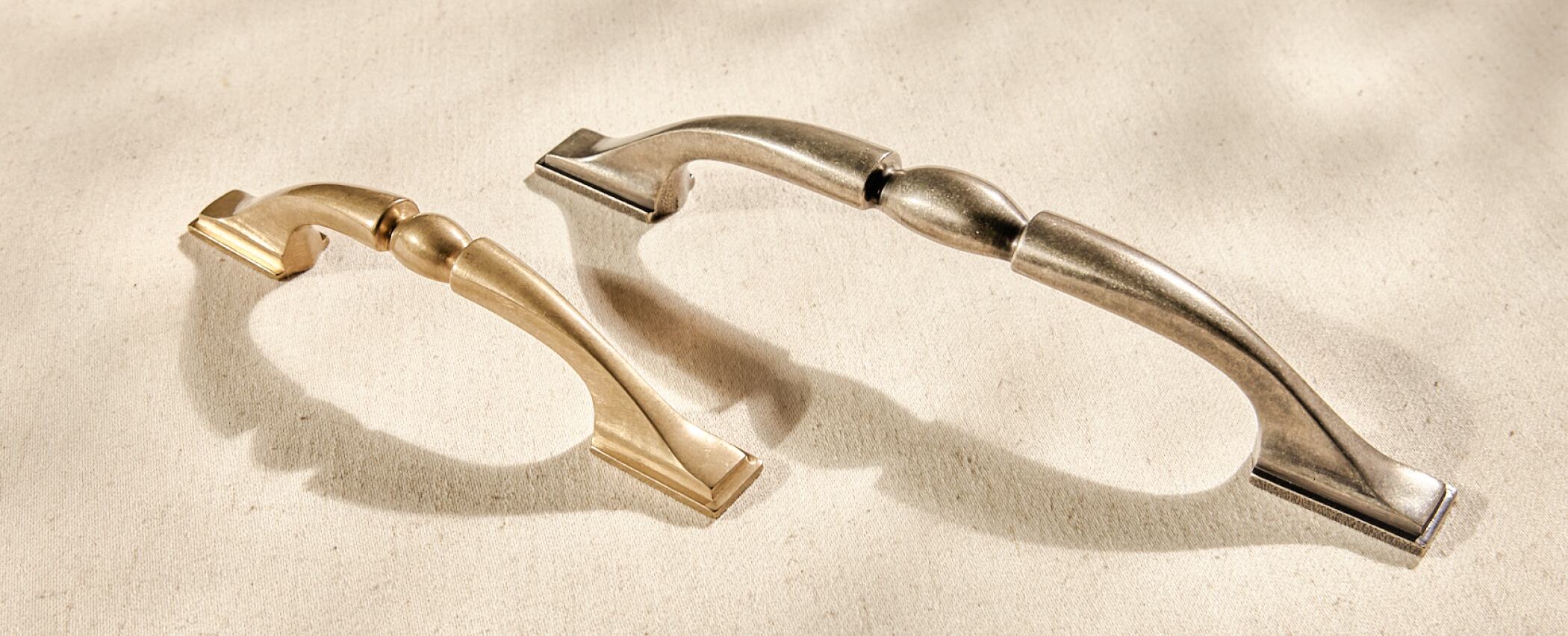 Art Deco Pull – Taannaz