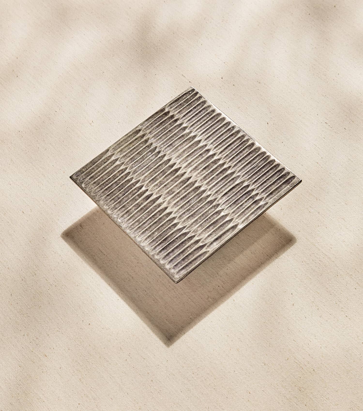 Trapeze Pull – Taannaz