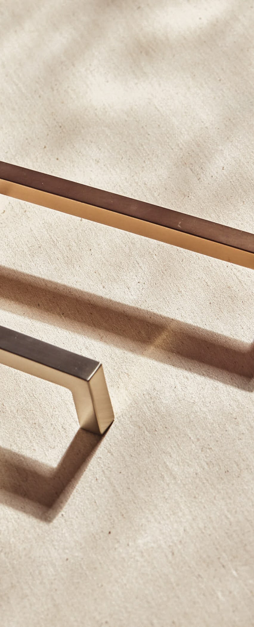 Symmetry Pull – Taannaz