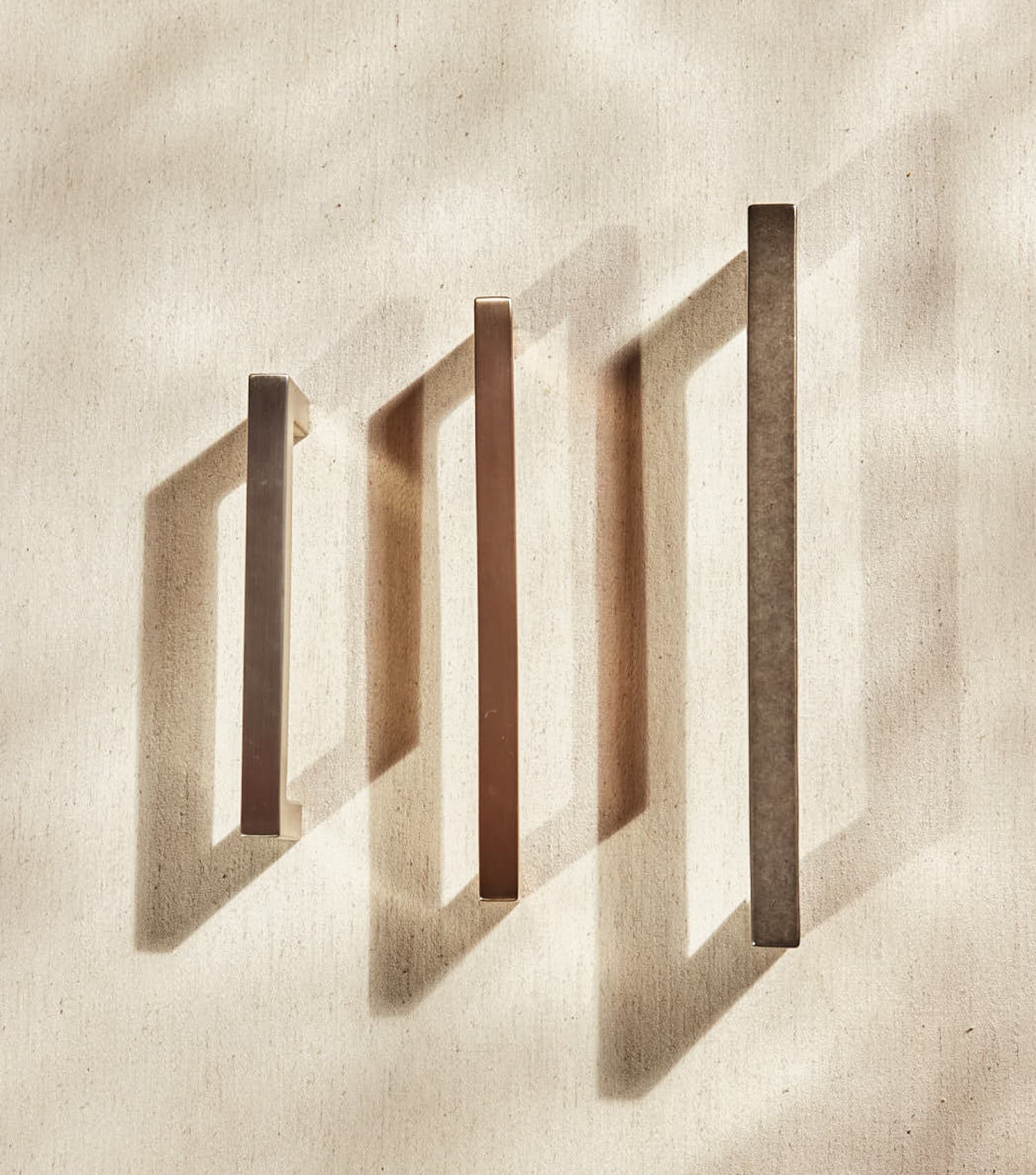 Symmetry Pull – Taannaz